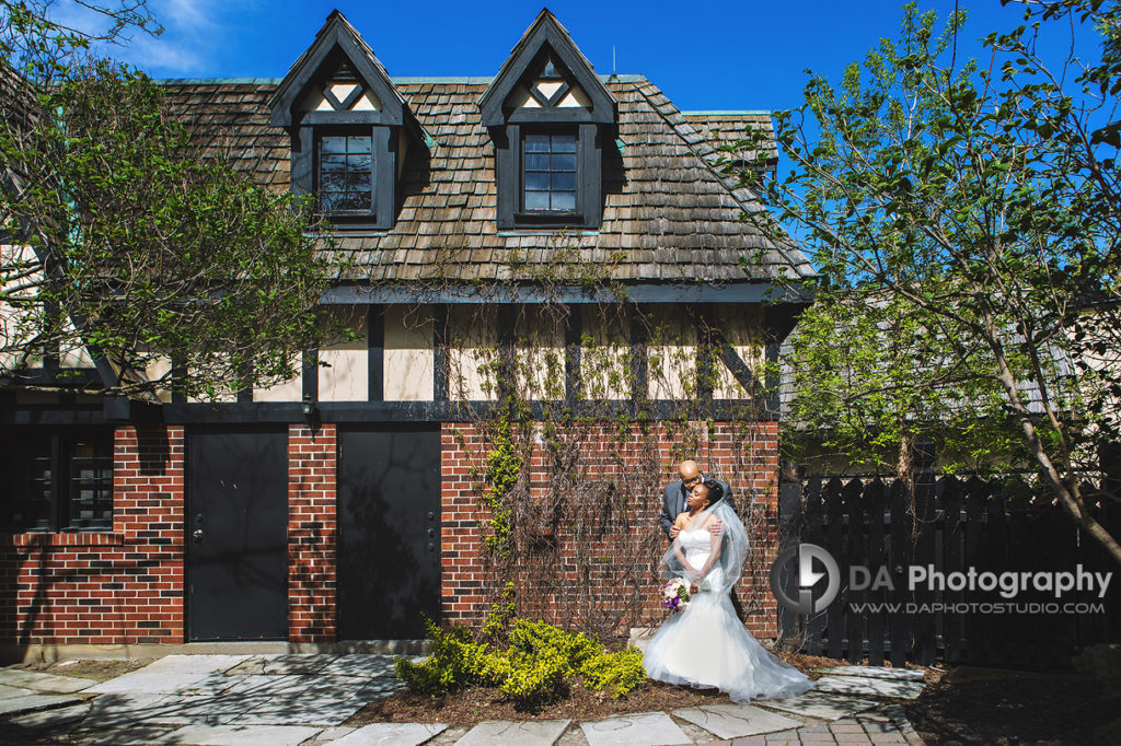 How this stunning bride stayed cool, calm and collected for her Old ...